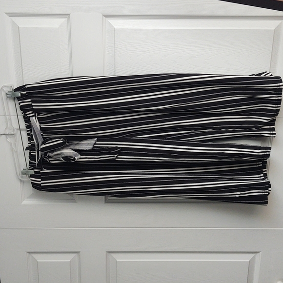 White Mark | Pants & Jumpsuits | Hp White Mark Wide Leg Black And White ...